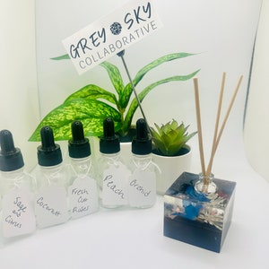 Immersed Flowerbed Mini Scented Oil Diffuser | Epoxy Resin Reed ...