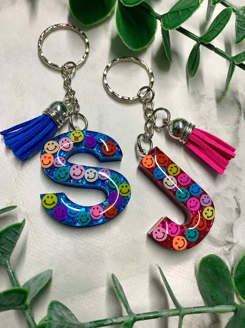 Happy Faces Themed Handmade Resin Keyring // Smile, Faces, Gift for ...