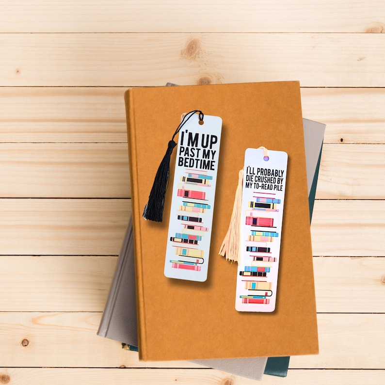 Emotional Support Bookmark, Bookish Book Lover Gift for Women, I Read ...