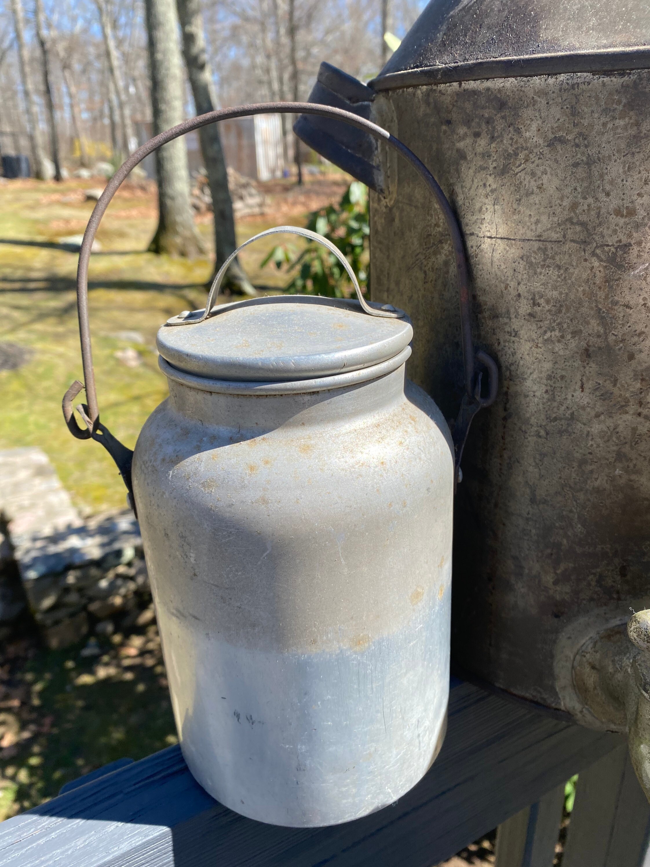 Quartet of Four Vintage Farmhouse Milk Cans in Various Sizes and Styles ...