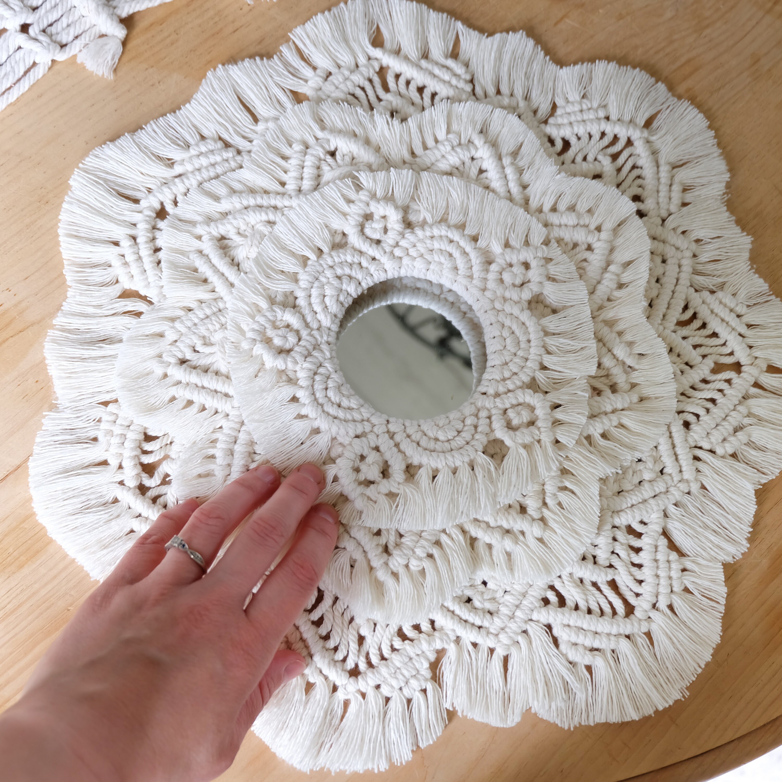 Round Macrame Mirror Set Macrame Mural Mandala Yarn Wall - Etsy