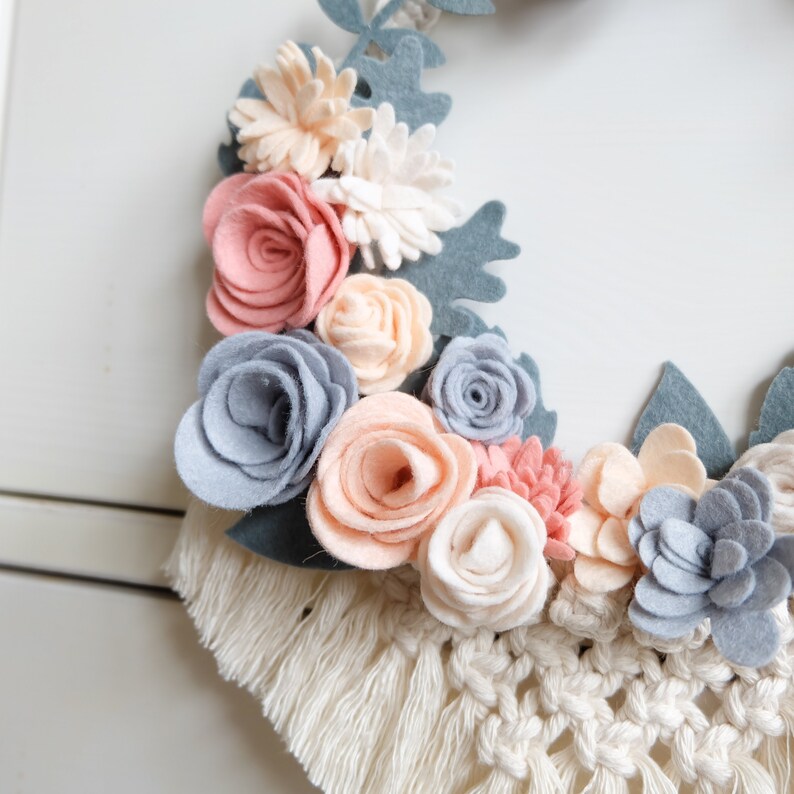 Small Boho Flower Wreath Macrame Wreath Wall Hanging White Faux Wreath ...