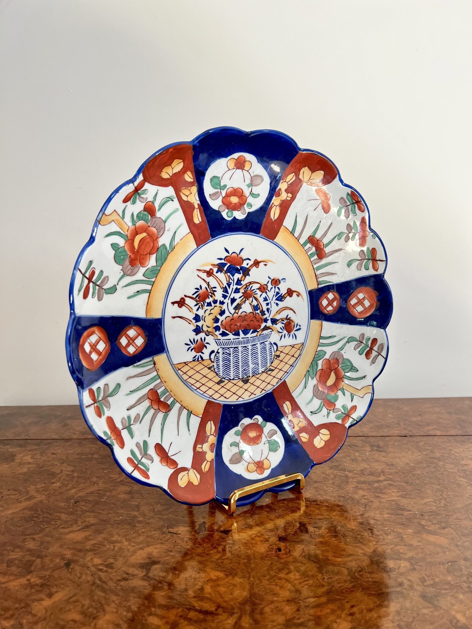 Quality Antique Japanese Imari Plate With a Scallop Shaped Edge - Etsy