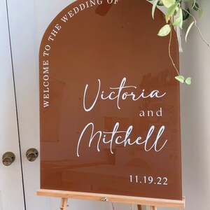 Welcome Wedding Sign, Arch Acrylic Painted Sign, Special Event Sign ...