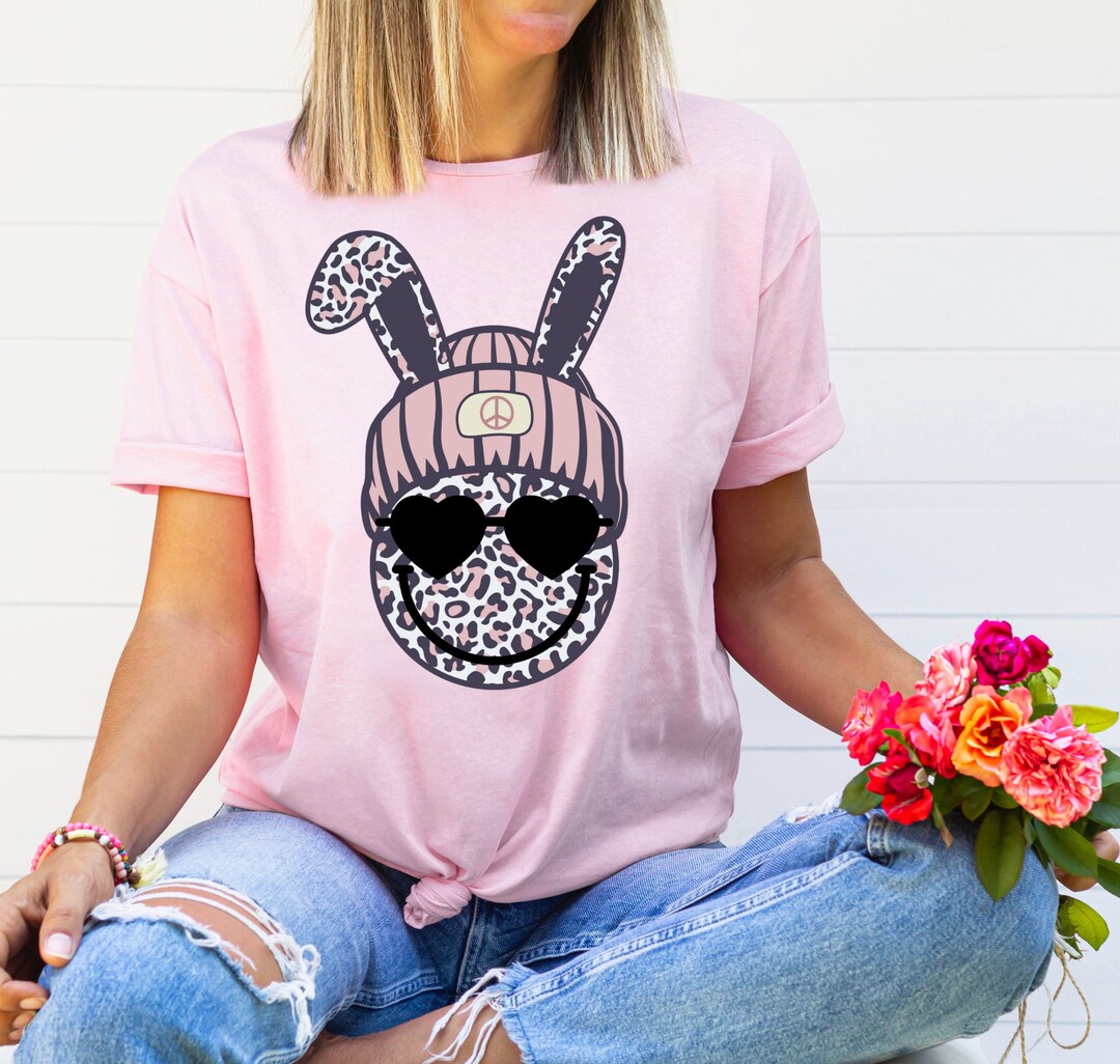 Smiley Face PNG ~ Easter Bunny ~ Beanie ~ Retro Easter PNG ~ Smiley ...