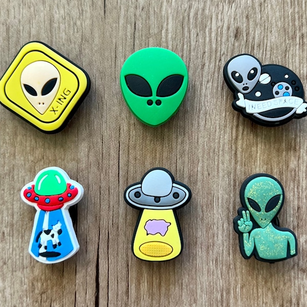 Alien Charm - Etsy