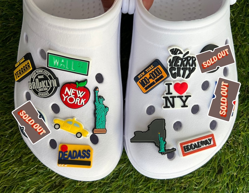 NYC Shoe Charms - the Big Apple Shoe Clips - New York City Shoe Charm ...
