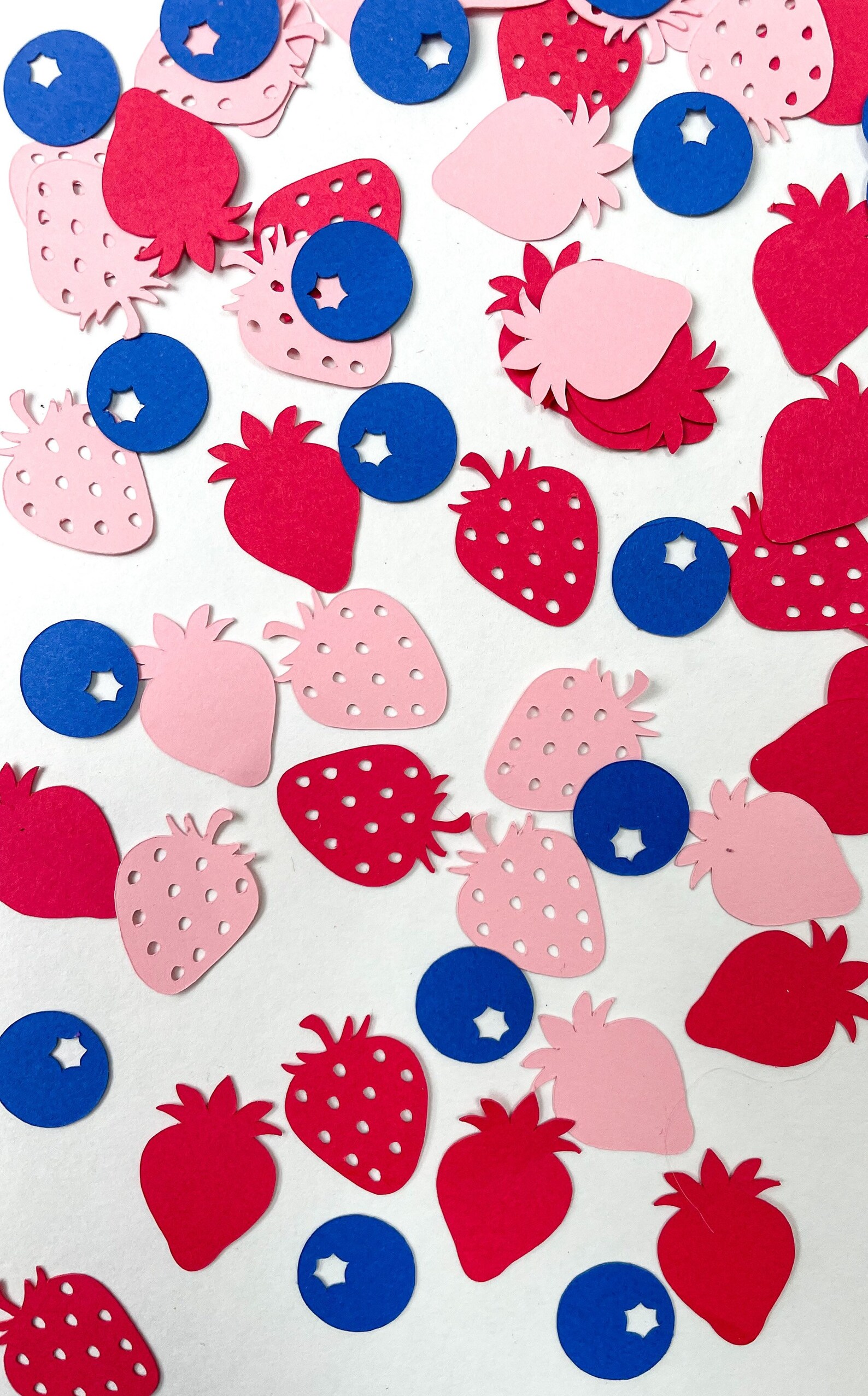 Confetti- Strawberry and Blueberry- 150 Pieces | Berry First Theme ...