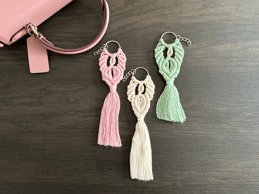 Macrame Cowrie Shell Keychain Backpack Key Charm Cute Personalized ...