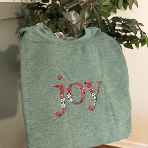 JOY Embroidered Floral Letters Crewneck Sweatshirt for Christmas ...