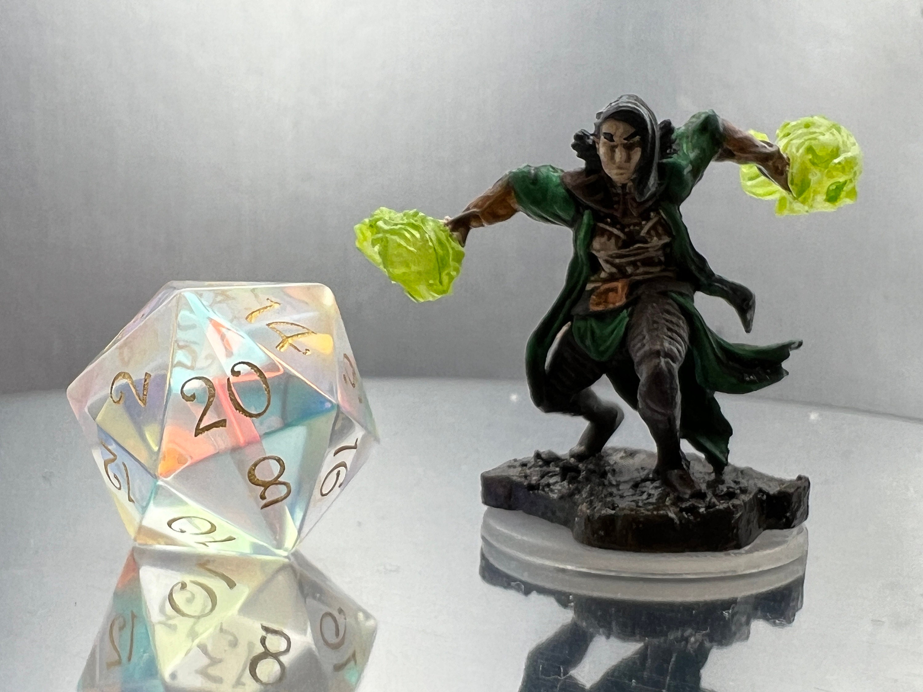 Female Warlock Sorcerer Mage Eldrich Hand Painted Miniature - Etsy