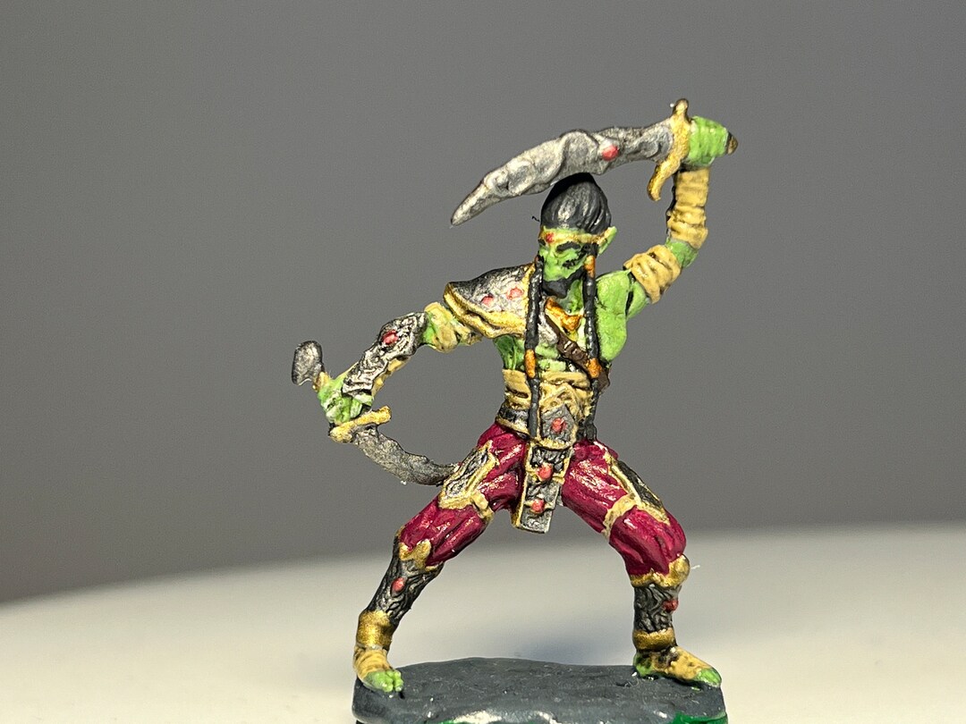 Male Githyanki Warrior Fighter Painted Miniature Dungeons Dragons D&D ...