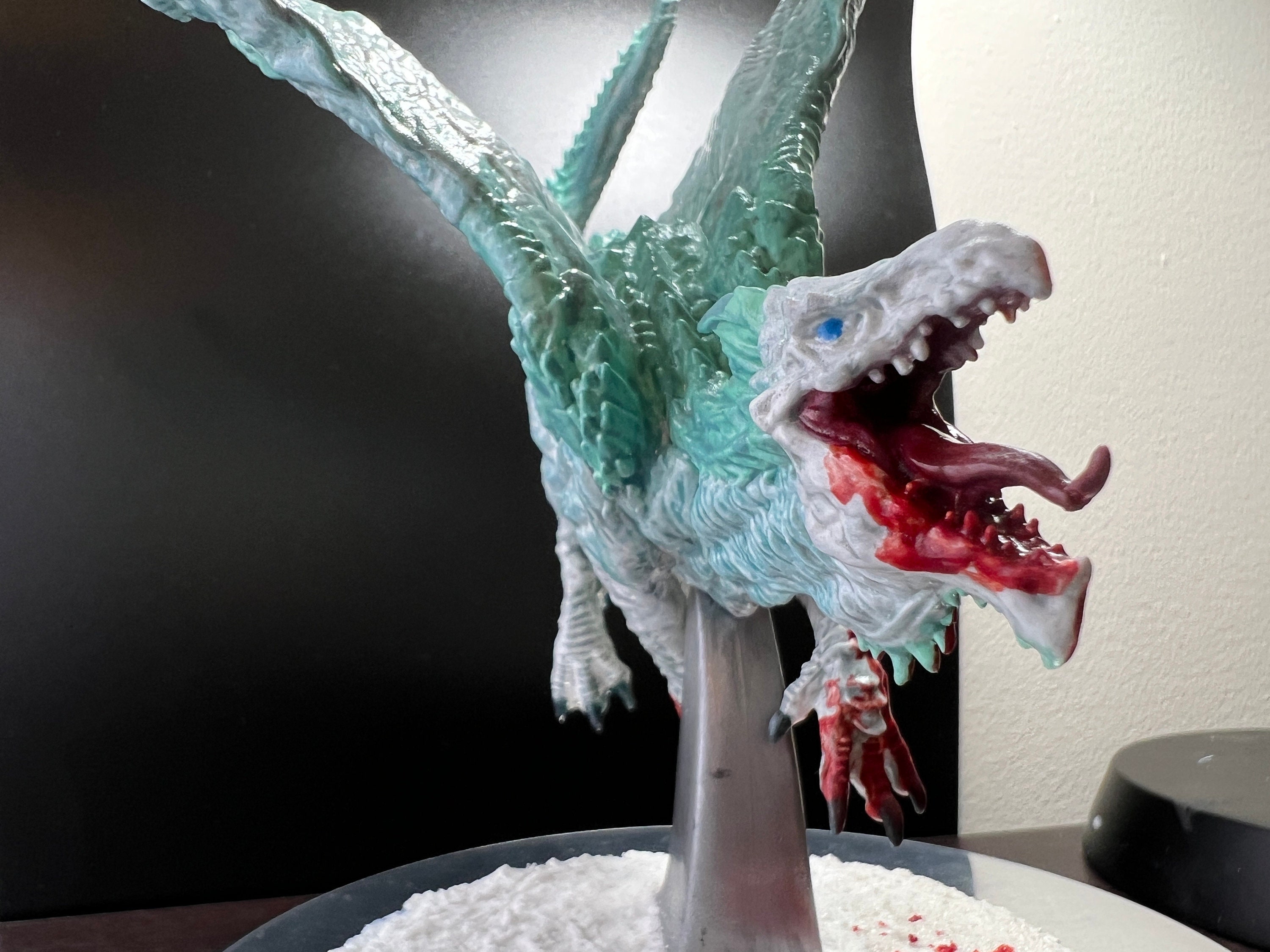 Gargantuan White Dragon Painted Miniature Dungeons Dragons D&D DND ...
