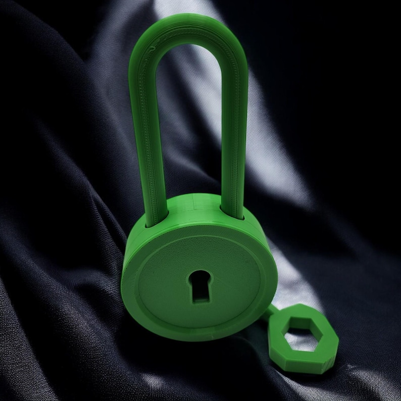 Hello Neighbor Lock and Key Set: 3D Printed Escape Room Prop - Etsy