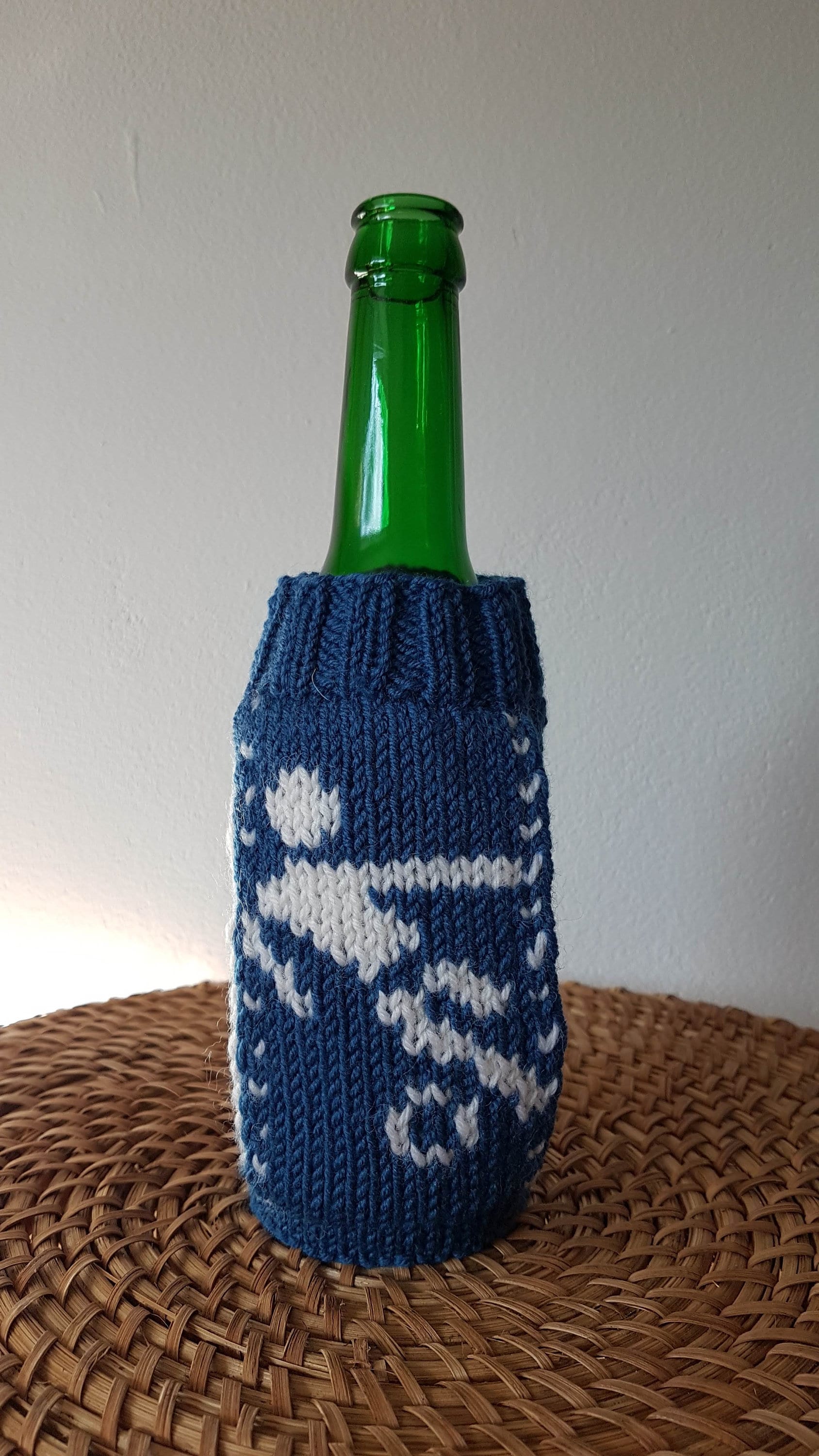 Hand-knitted Beerhandschen beer Glove for Football Fans - Etsy