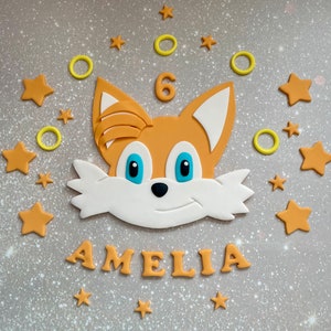 Sonic or Tails Inspired Edible Fondant Cake Topper Blue Hedgehog Rings ...