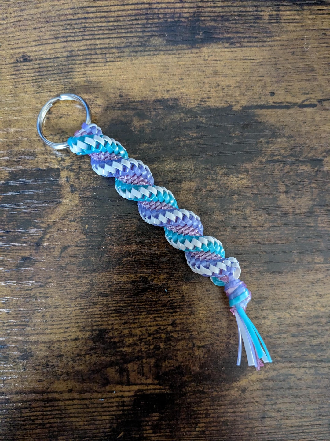 Blue Purple White Pearl Boondoggle Keychain | Corkscrew Rexlace ...