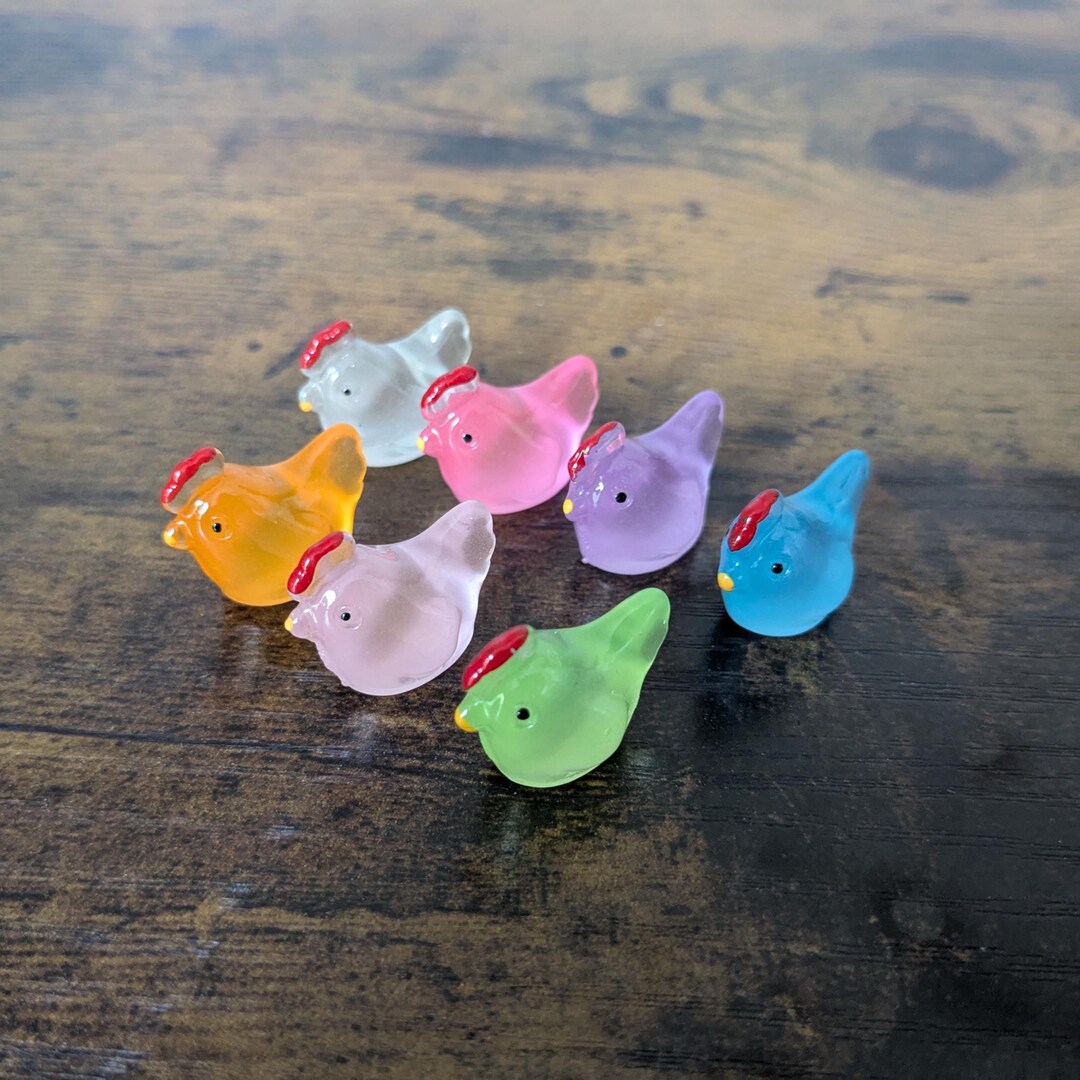 Mini Magnets - Glow Chickens | Set of 7 | Farm Bird Animal Magnets ...