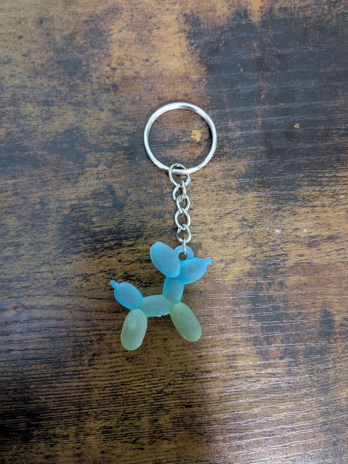Two-tone Balloon Dog Keychain | Resin Fey Fob | Animal Figurine ...