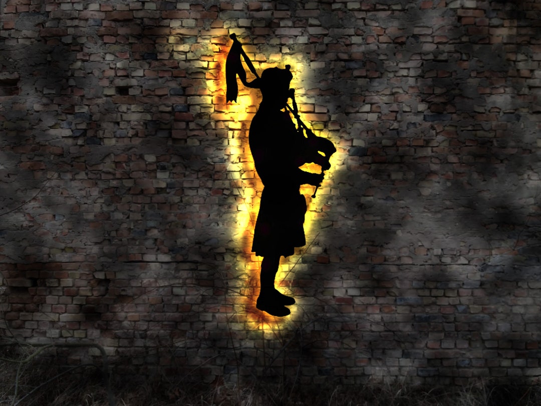 Bagpipe Player Evolution Scotland Scotland Costume LED Wall Sign ...