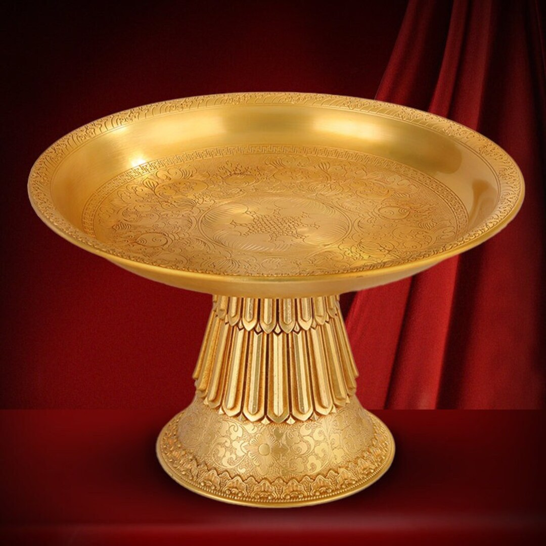 Fine Quality Footed Offering Plate Decorated With Exquisitely Design ...