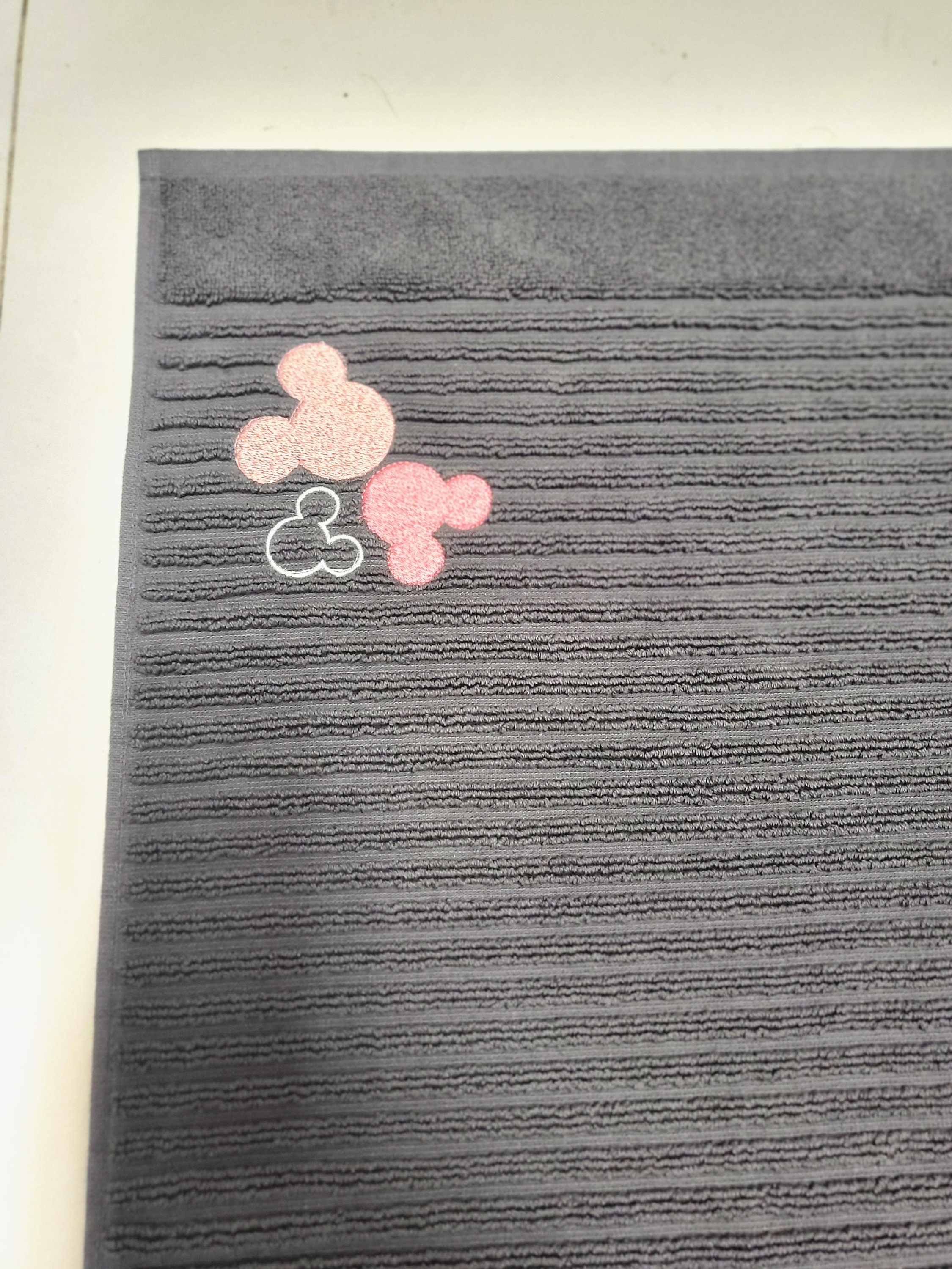 Minnie Mouse Spa Towel and Bath Towels - Etsy