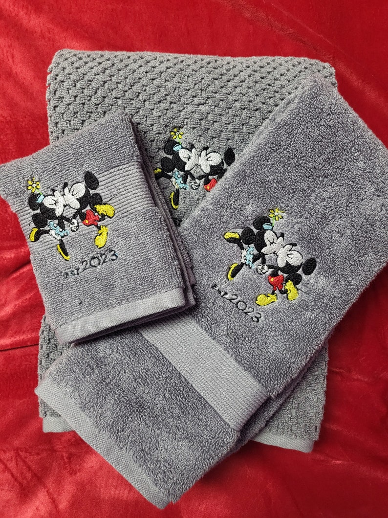 Minnie and Mickey Mouse Spa Towel and Bath Towels - Etsy