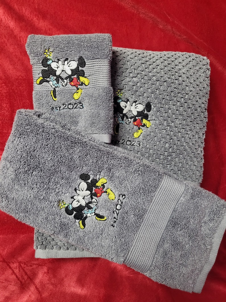 Minnie and Mickey Mouse Spa Towel and Bath Towels - Etsy