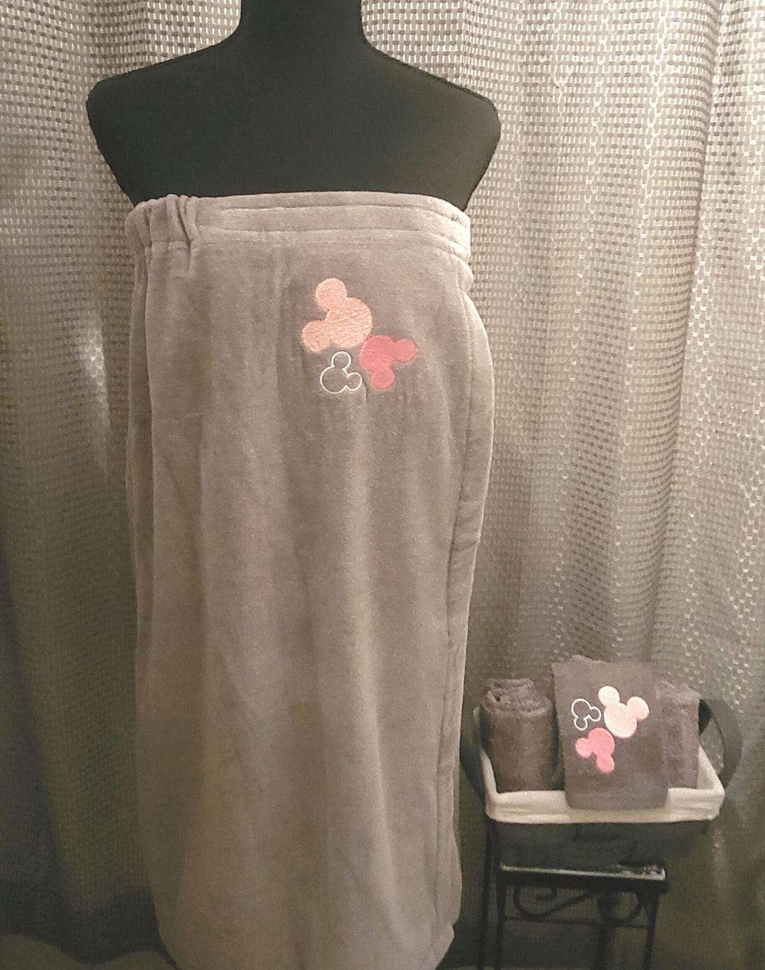 Minnie Mouse Spa Towel and Bath Towels - Etsy