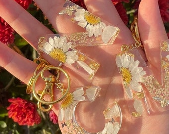 Real Flower Resin Keychain Rose Petals Keychain Handmade - Etsy Hong Kong