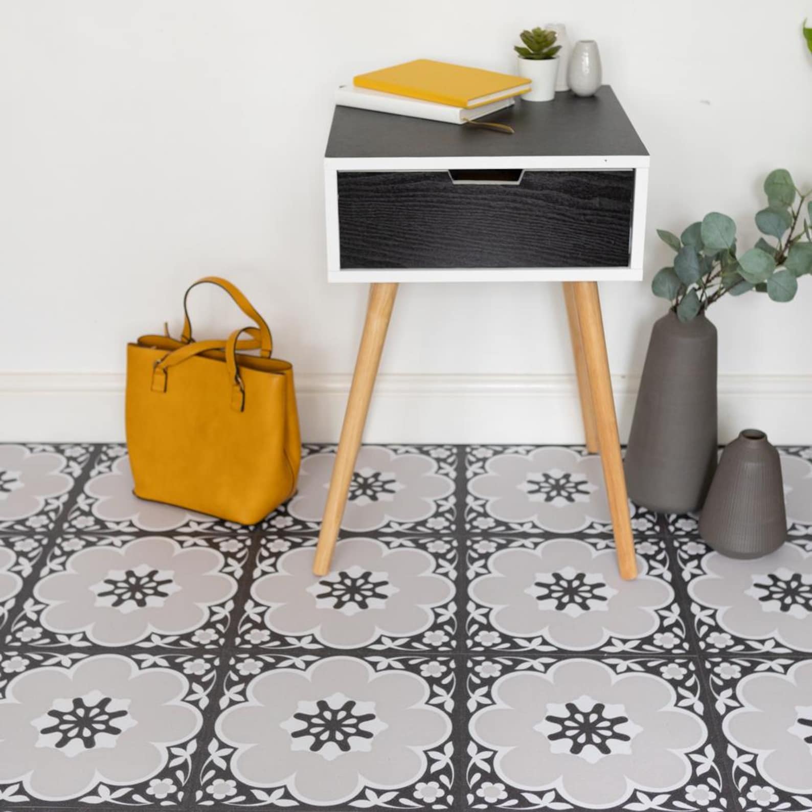 SAMPLE (FULL TILE) Daphne Black Self-adhesive Vinyl Floor Tile - Etsy
