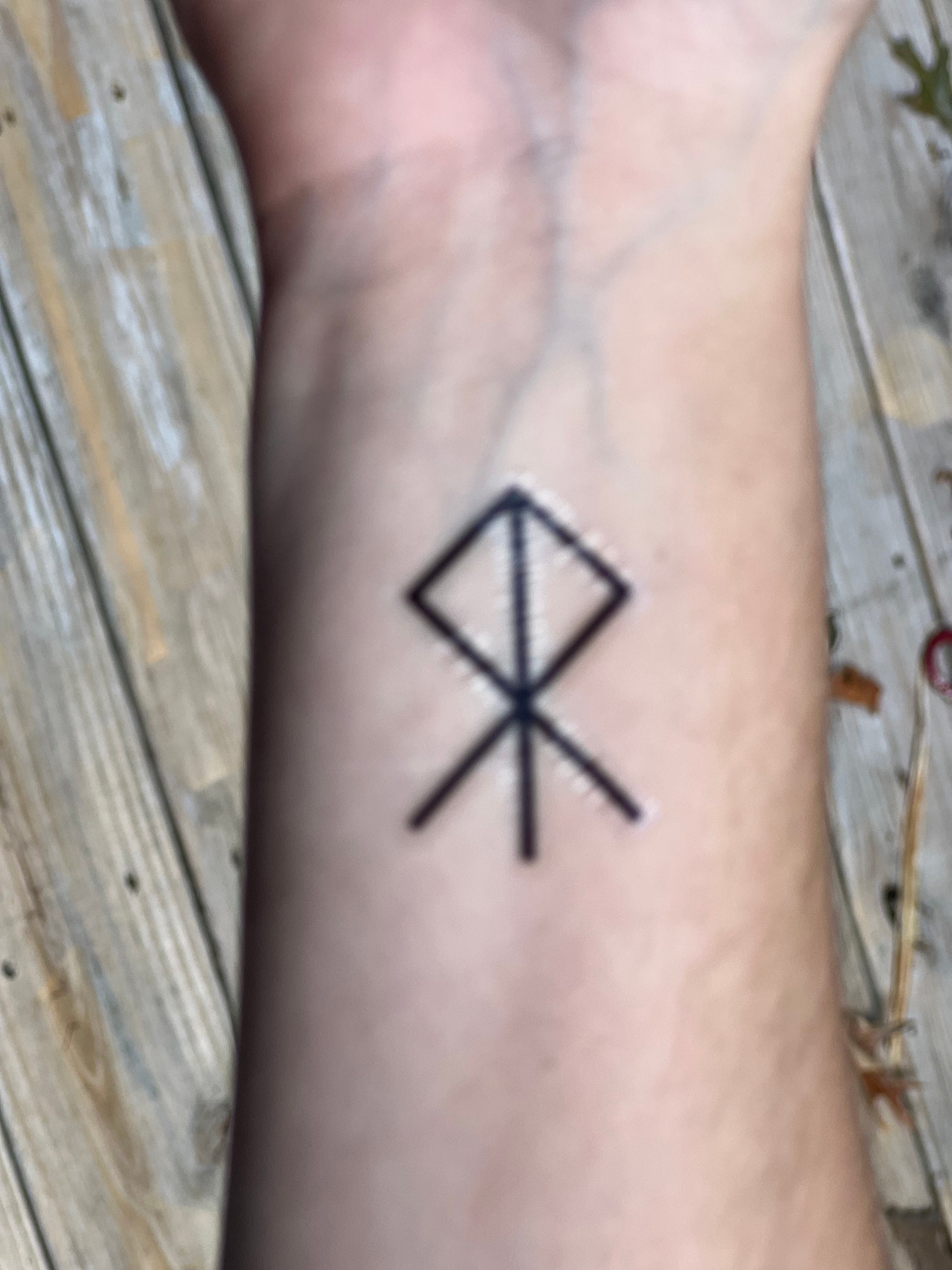 Freya Rune Tattoo Bronctattooaus Freya Rune Tattoo Bronctattooaus