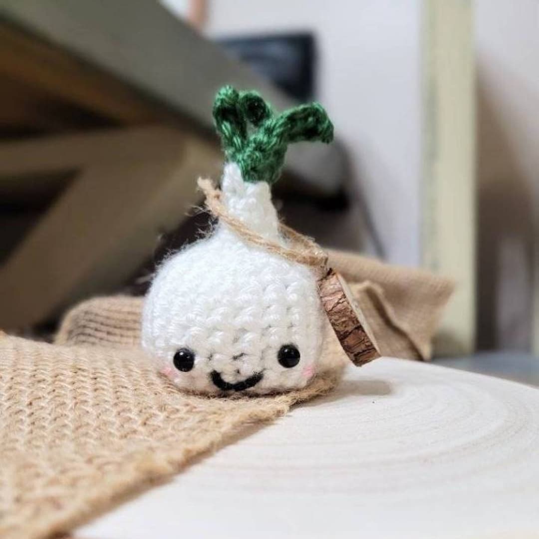 Tiny Garlic Amigurumi Plushie - Etsy