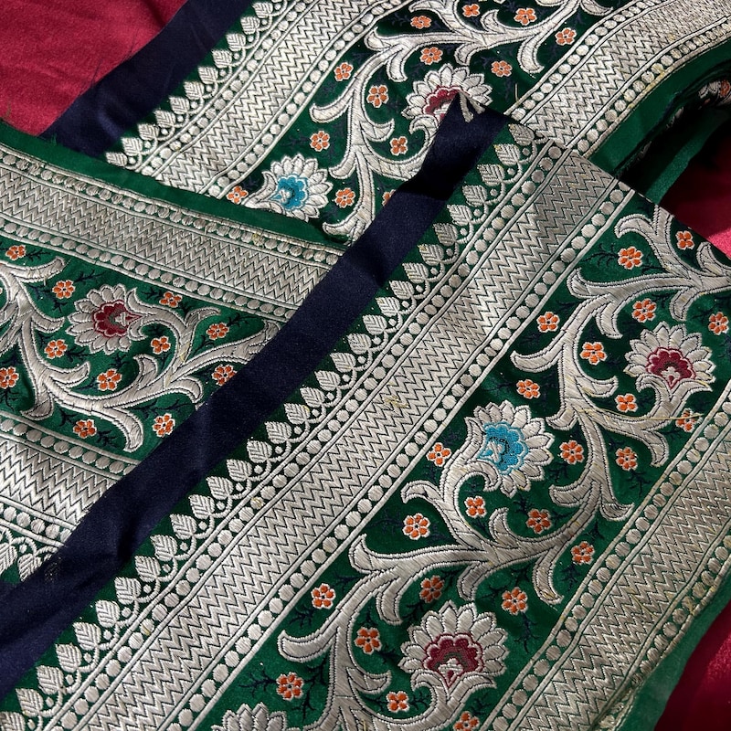 Sari Borders - Etsy