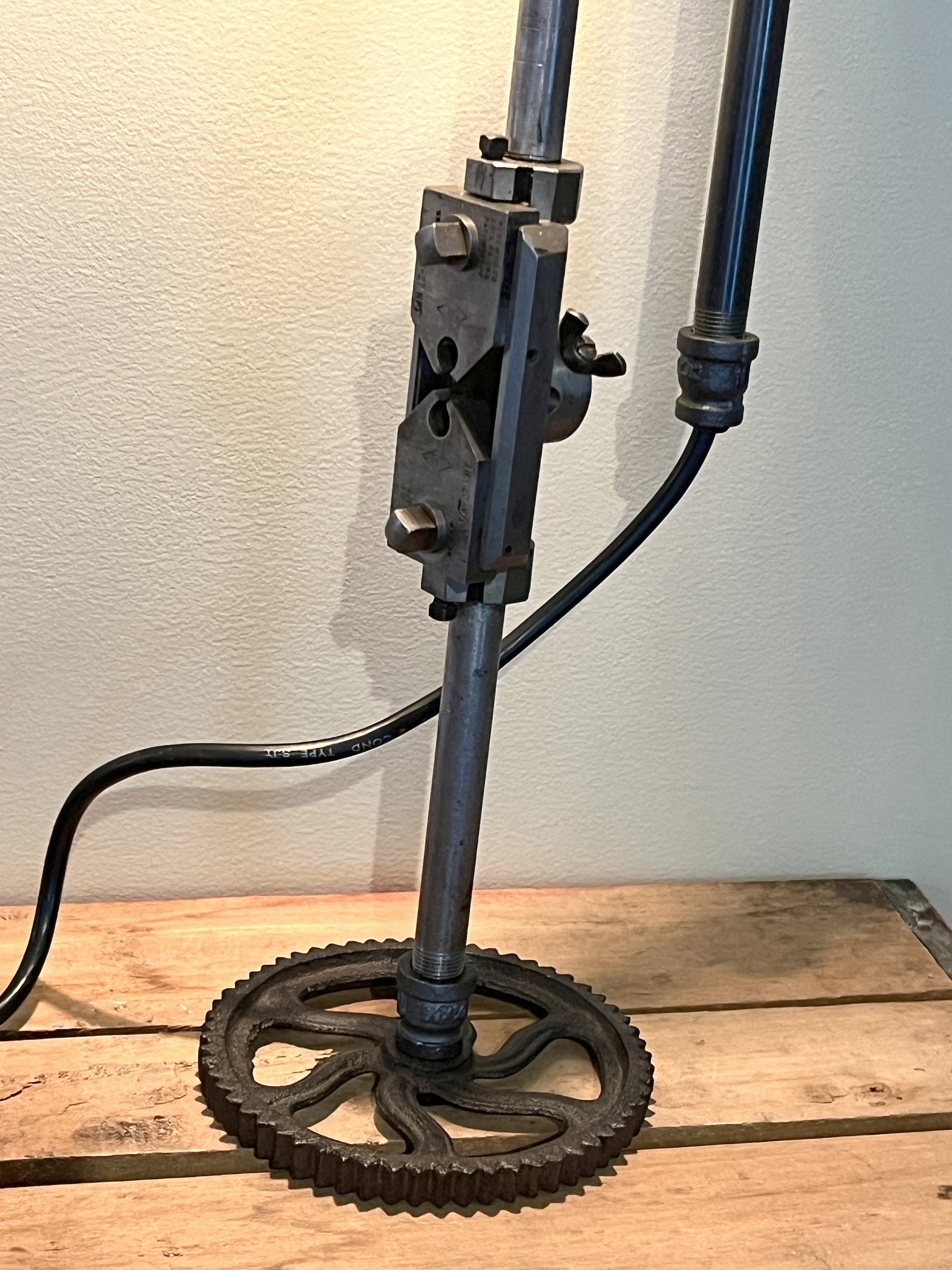 Vintage Bolt Threader Lamp - Etsy