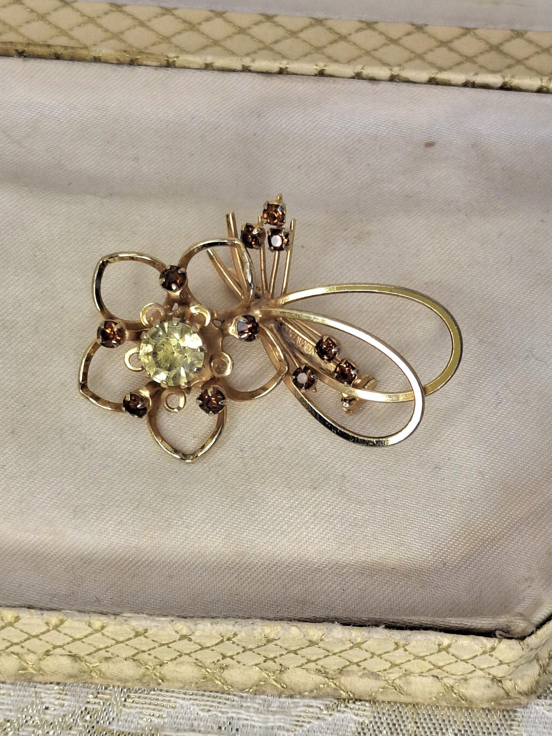 Vintage Brooch TRIAD 1950s Floral Austrian Crystal Gold Tone Costume ...