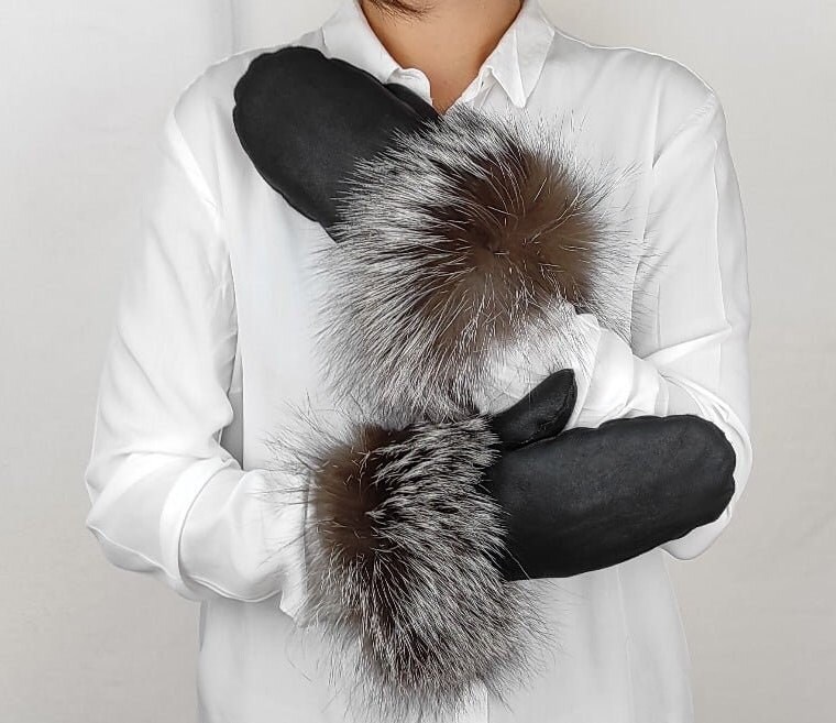 Black Napa Sheepskin & Silver Fox Mittens Fur Mittens - Etsy