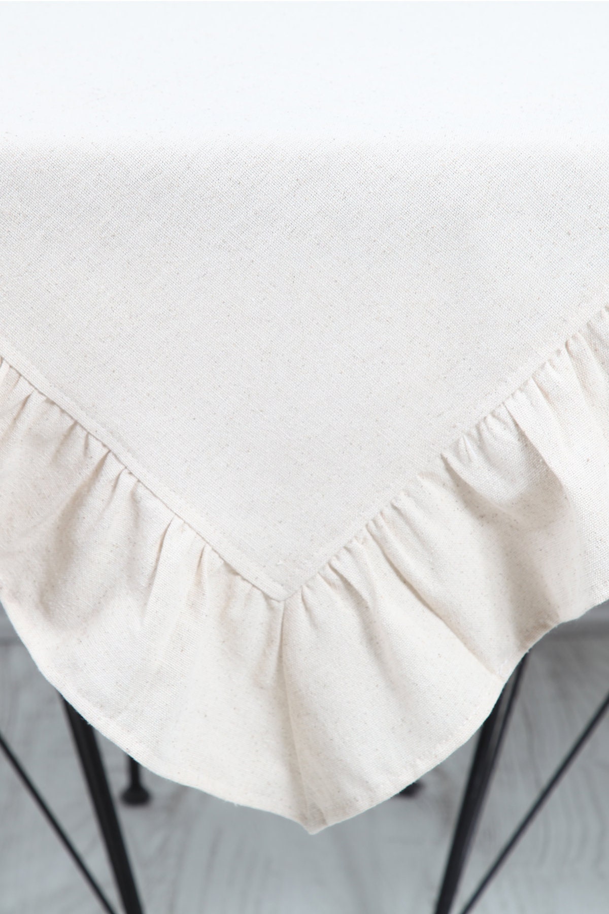 Natural Ruffle Round Tablecloth With Ruffle Detail, Boho Table Decor ...