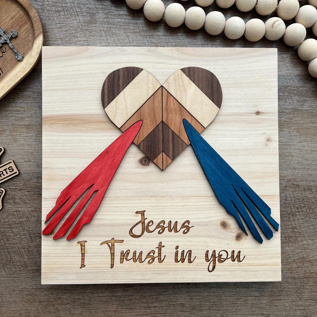 Divine Mercy Wall Art Catholic Farmhouse Wall Decor Wooden Wall Hanging ...
