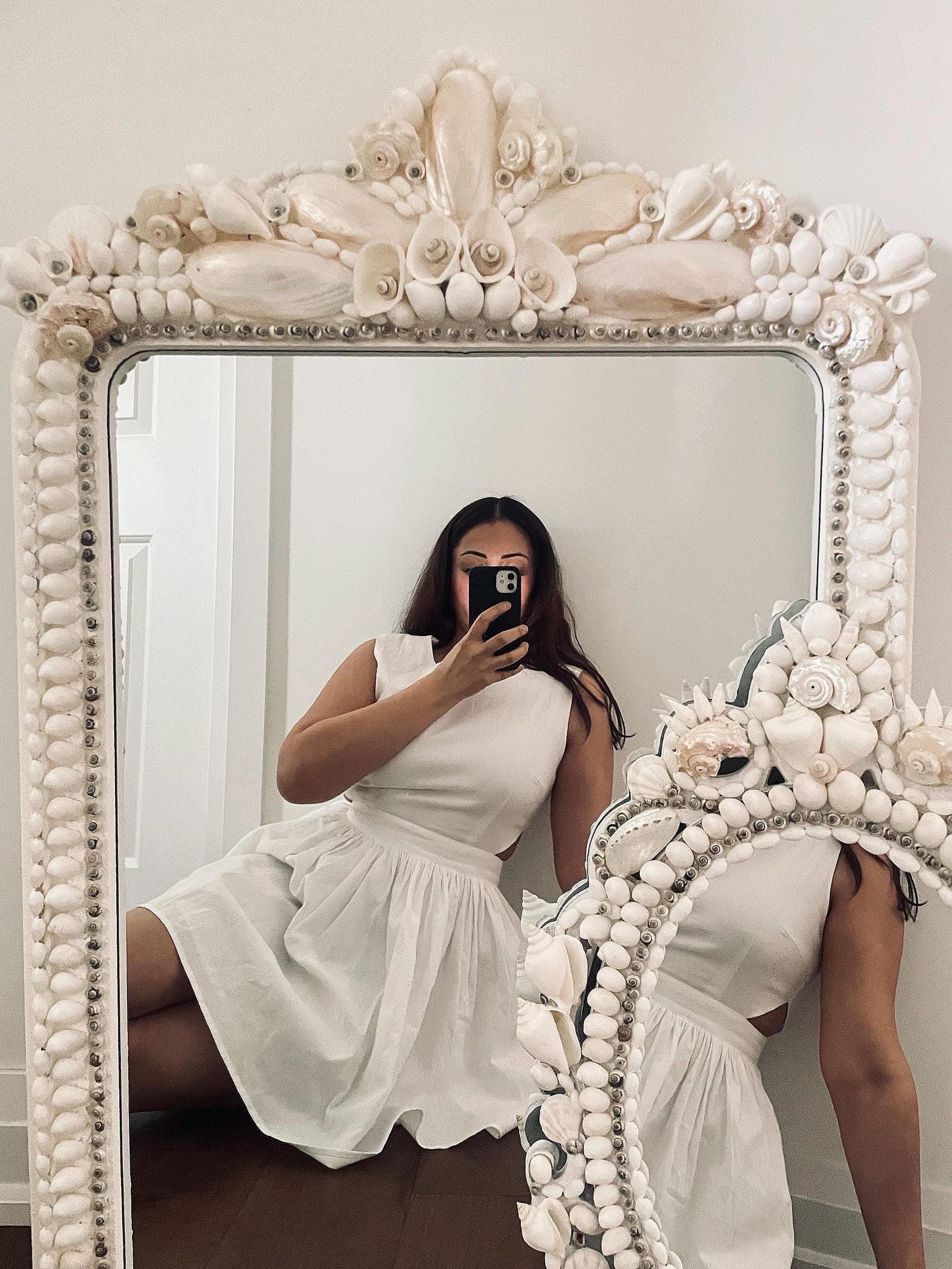 White Pearlized Seashell Mirror - EMMA SHELL MIRROR - Natural Sea Shell ...