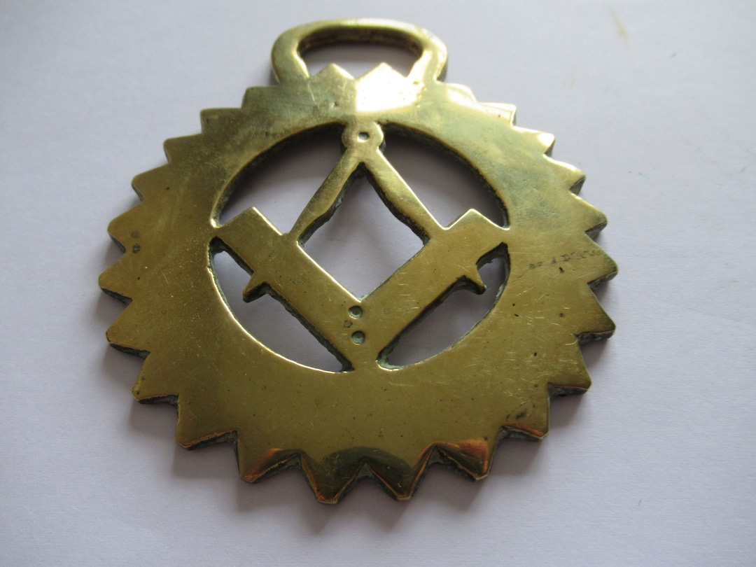 Vintage Entered Apprentice Masonic Square and Compass - Etsy