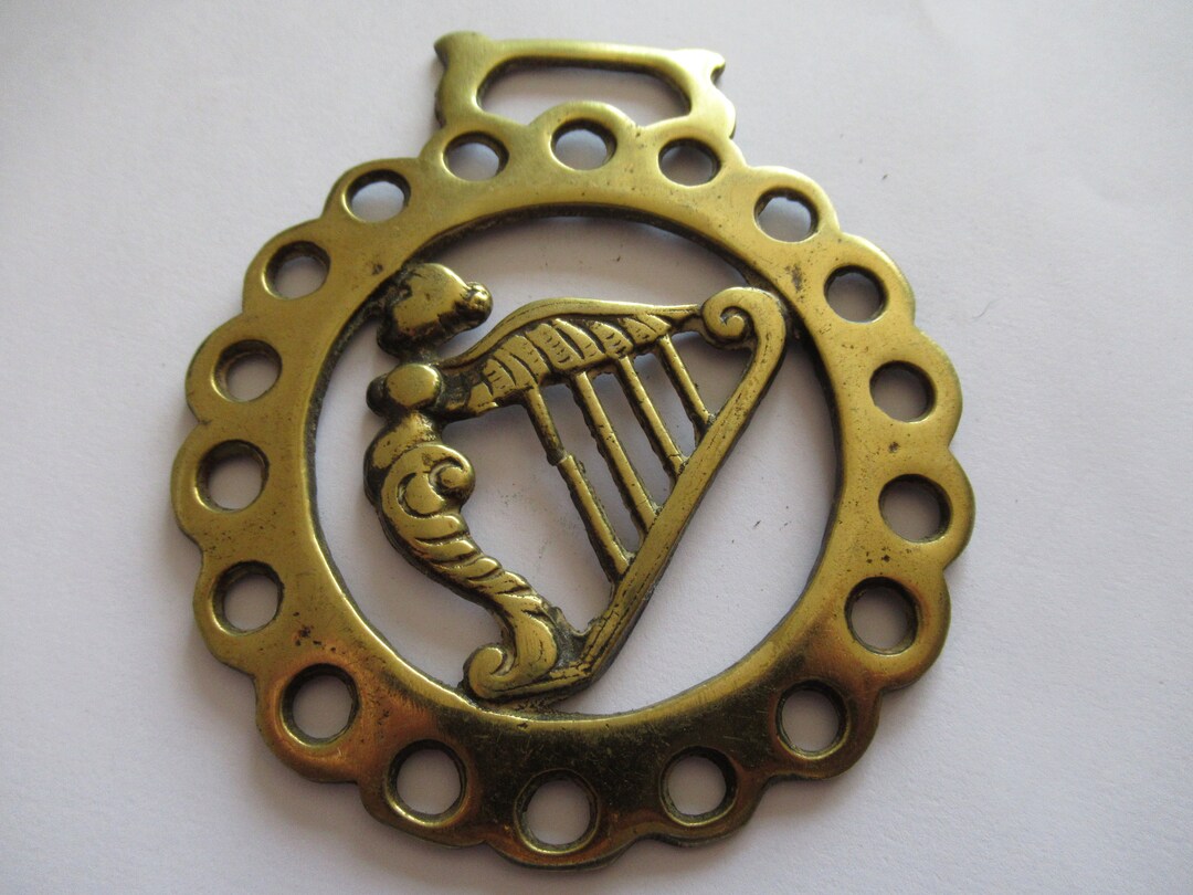 Antique SUBSTANDARD Winged Maiden Angel Irish Harp Horse Brass ...
