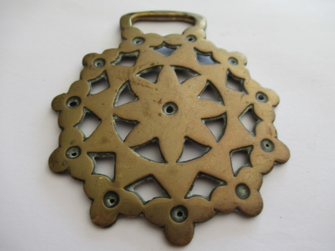 Antique RARE Horse Brass Star Sun Rays Shamrock Club Flower Surround ...