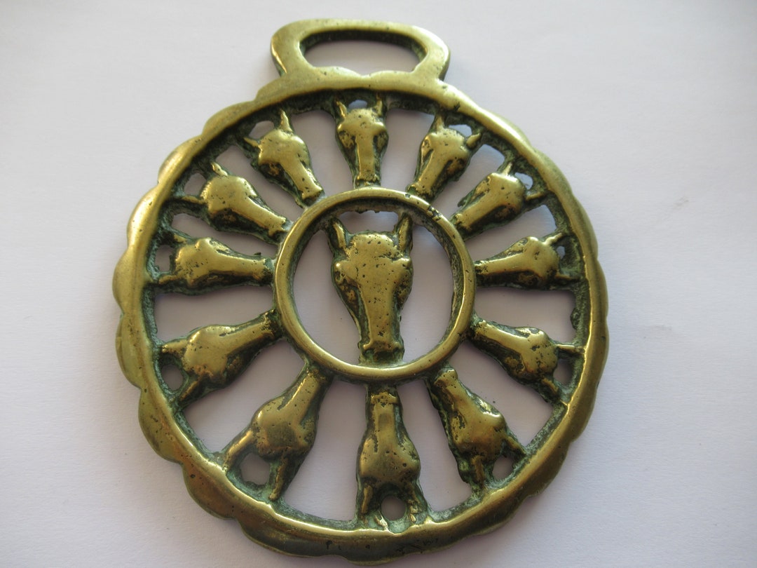 Vintage Horse Brass 13 Horse Heads Inside A Wheel Martingale Medallion ...