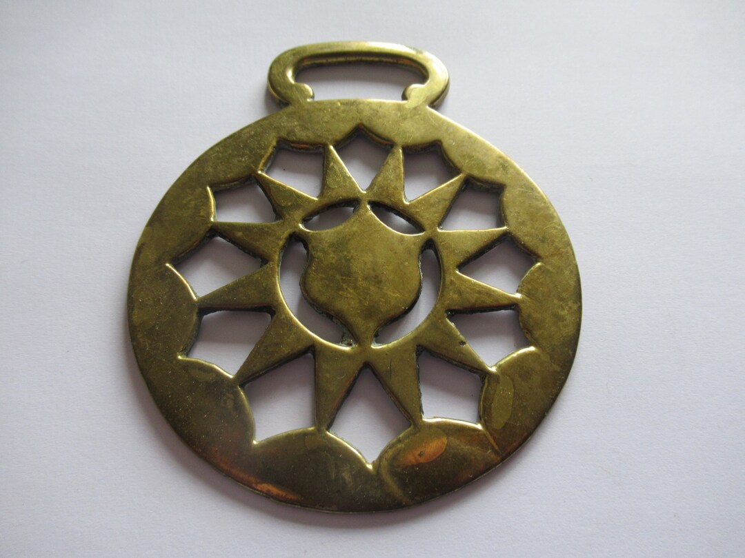 Antique Horse Brass Suns 12 Ray's Star With A Shield Martingale ...