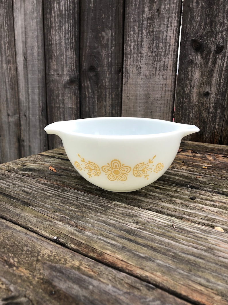 Vintage Butterfly Gold Pyrex Cinderella Bowl - Etsy