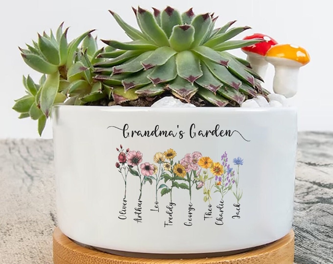 Custom Birth Month Flowers Mini Plant Pot, Grandma and Grandkids Flower ...