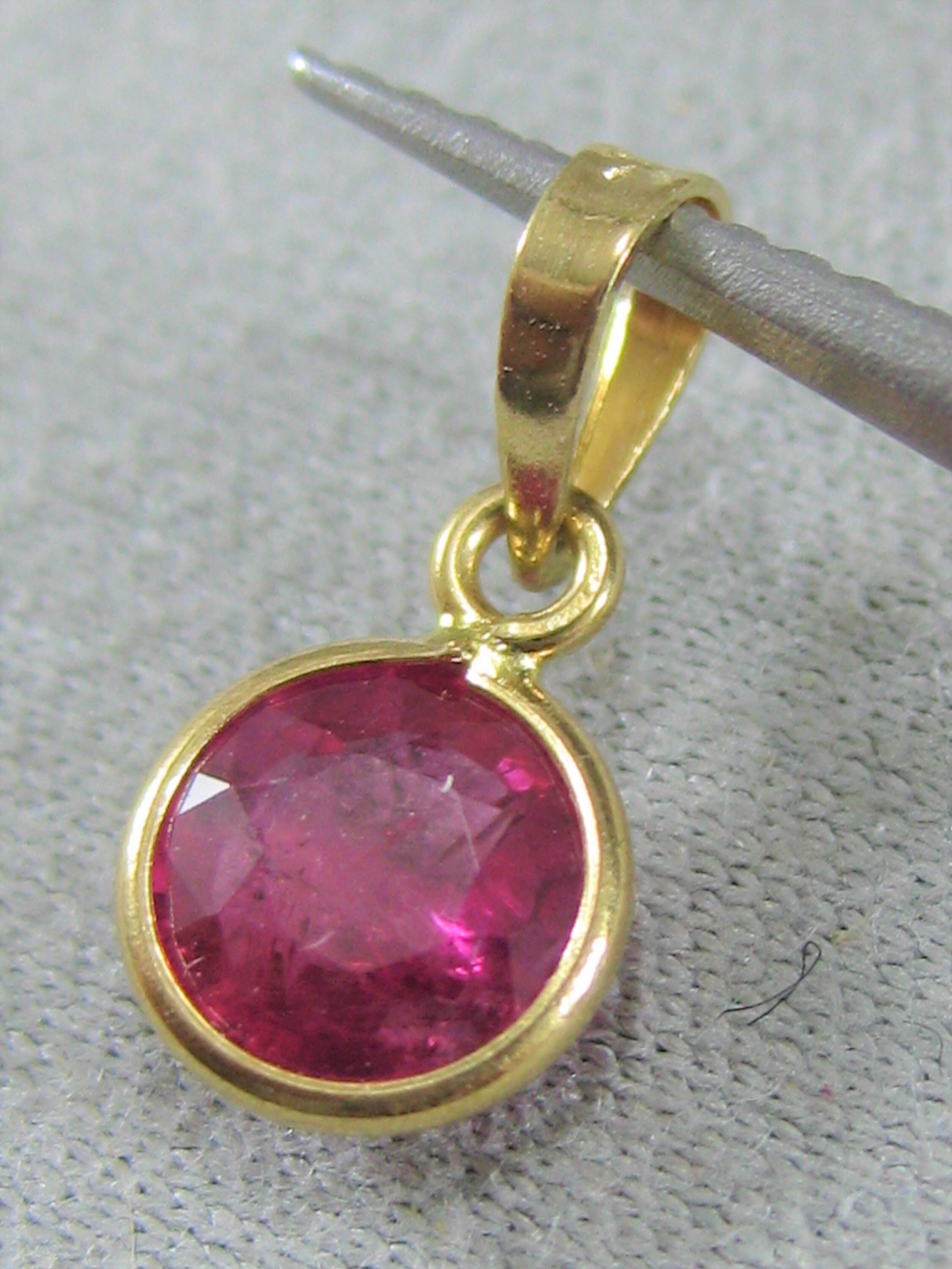 Estate ROUND Shaped Red RUBY 14K Yellow Gold Hanging Bezel - Etsy