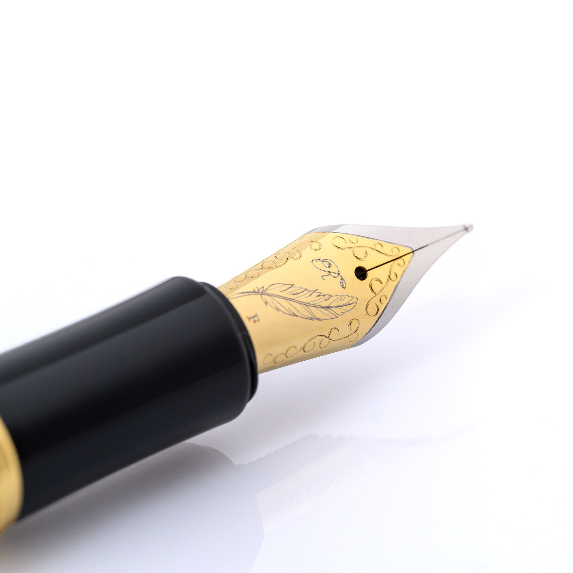 Handmade Roxi Fountain Pen With Leather Pouch, Name Engraving - Etsy