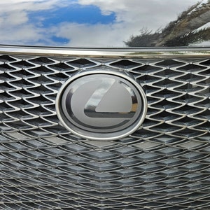 Stealth Lexus Emblem Front Vinyl Overlay | Lexus IS, ES, RX - Etsy